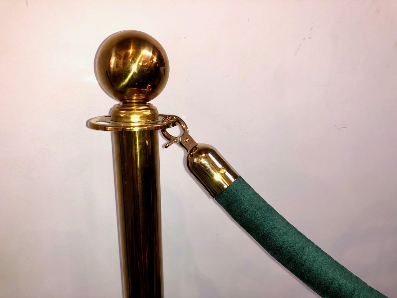 Stanchions Rentals in Toronto, Rope Stanchions, Belt Stanchions, Sign ...